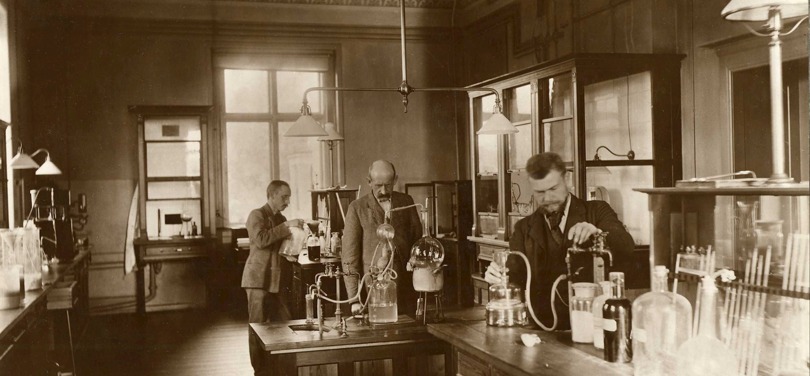 Kas mēs esam » Brūvēšanas vēsture « Alus darītava Aldaris